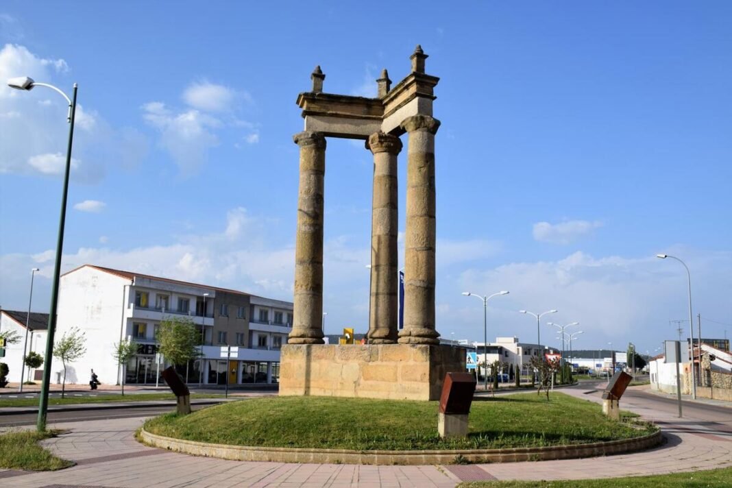 Las Tres Columnas de Ciudad Rodrigo: historia y legado cultural • La ...